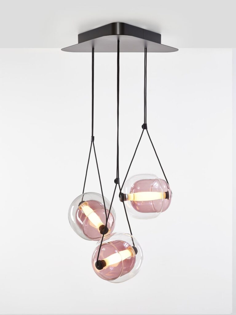 Capsula Triangle Pendant | BROKIS at EDC
